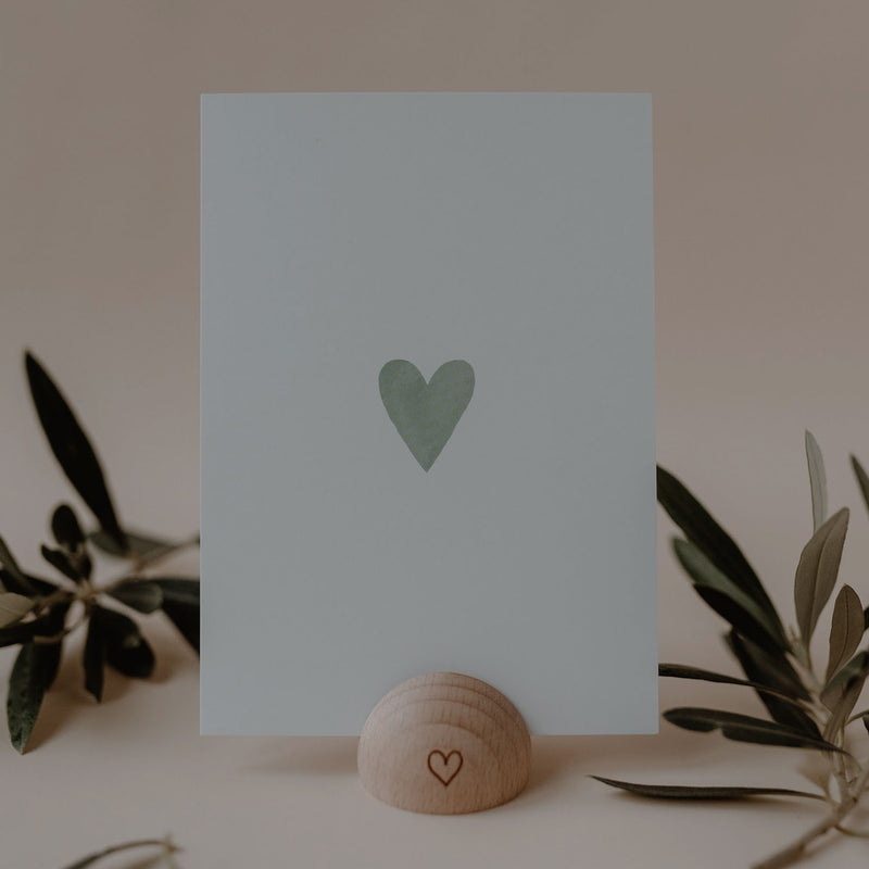 Halbrunder Kartenständer Herz: Neues Deko-Highlight – Eulenschnitt